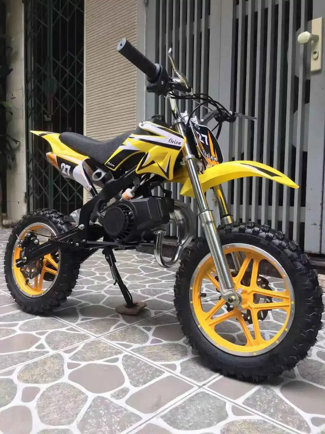 HKM-665939 Kids 49cc Gas Powered Dirt Bike - A827 Model, Max Speed 40 ...
